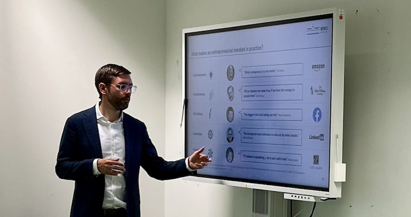 Entrepreneurship lecture inspires aspiring innovators in the Erasmus ...